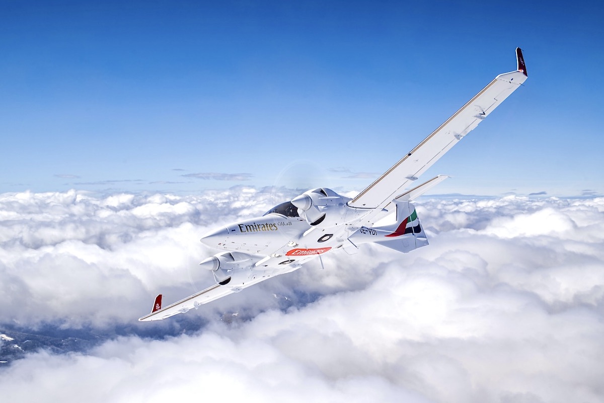 Emirates encomenda três bimotores Diamond DA42 - Flap International